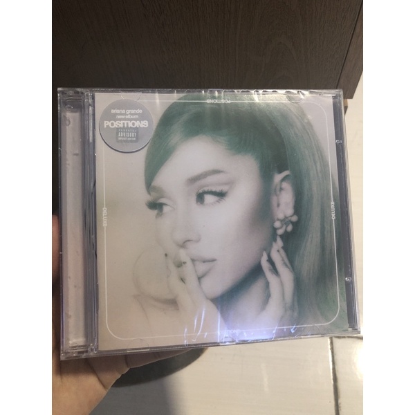 CD Ariana Grande - Positions DELUXE | Shopee Brasil