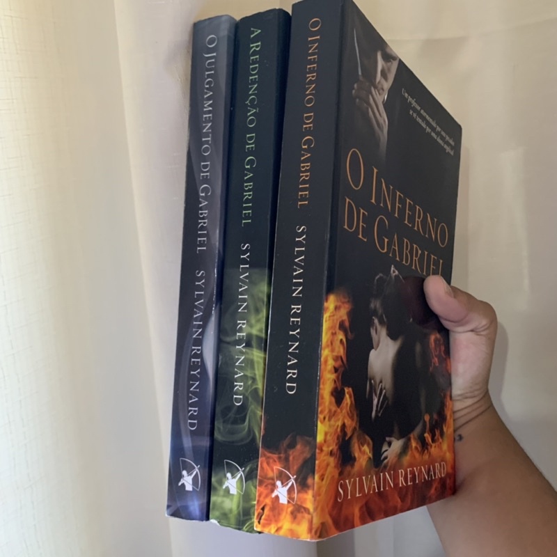 Trilogia Livro O inferno de Gabriel | Shopee Brasil