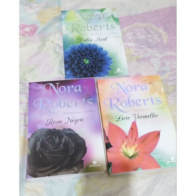 Trilogia das Flores - Nora Roberts | Shopee Brasil