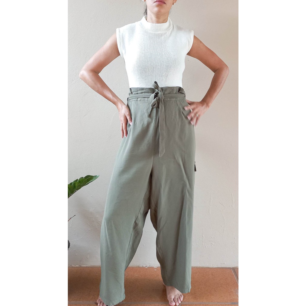 Calça clochard feminina cor próxima verde militar cintura alta plus ...