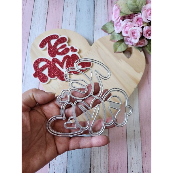 Faca Faquinha de Corte e Relevo Scrapbook Big Palavra Eu Te Amo ...