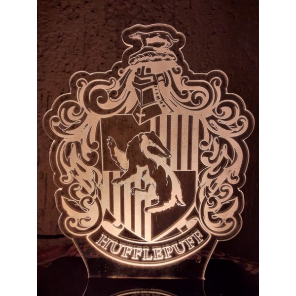 Luminaria Acrilico Led, Casa Lufa Lufa,Harry Potter, Abajur | Shopee Brasil Luminaria Acrilico Led, Casa Lufa Lufa,Harry Potter, Abajur | Shopee Brasil