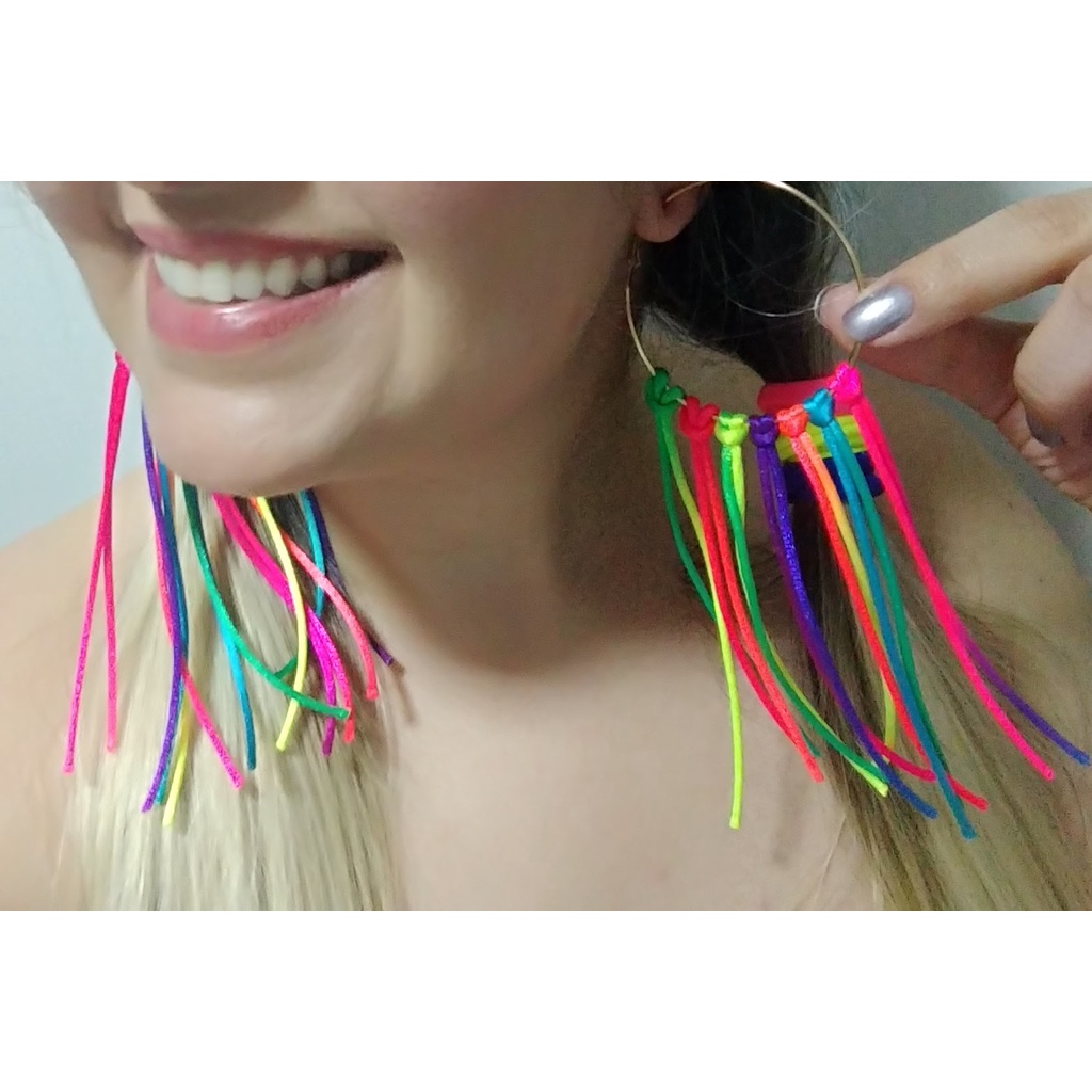 Brinco Argola de Fitas Carnaval | Shopee Brasil