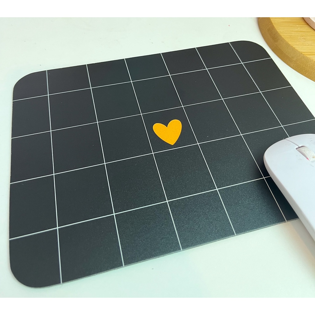 Mouse Pad Coração Grid | Shopee Brasil