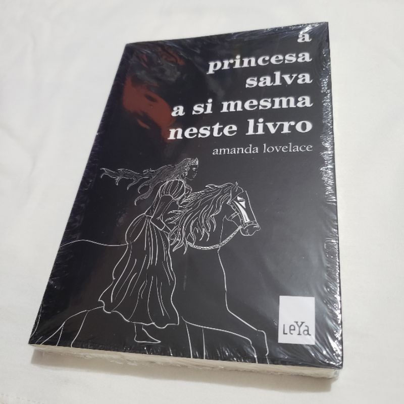Livro A Princesa salva a si mesma neste livro - Amanda Lovelace ...