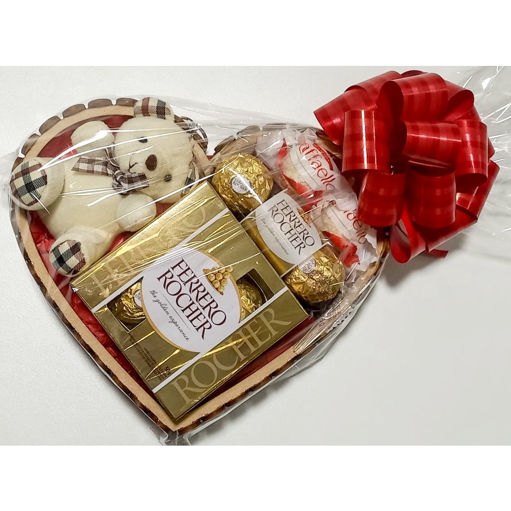 Cesta Ferrero Rocher / Cesta Coração / Presentes / Páscoa / Dia dos ...