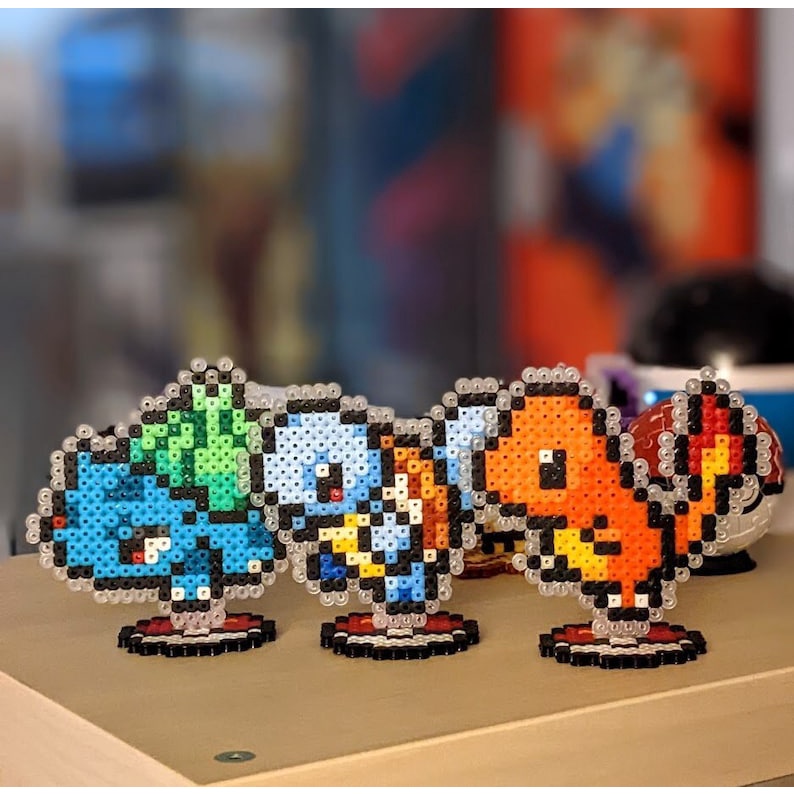 Pokemon pixel art - pokemons iniciais chaveiro - pokemon bead | Shopee ...