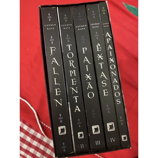 Box de Livros saga FALLEN | Shopee Brasil
