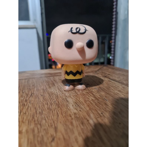 Funko pop Charlie Brown | Shopee Brasil