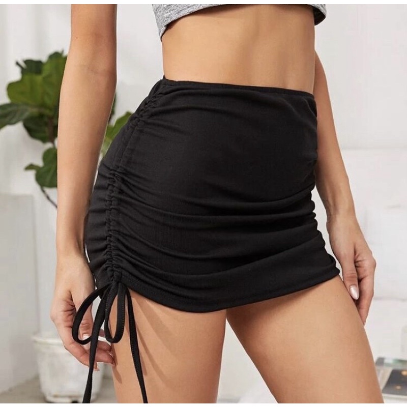 Saia Curta Feminina Franzida Na Lateral Ajustável Suplex moda gringa | Shopee Brasil