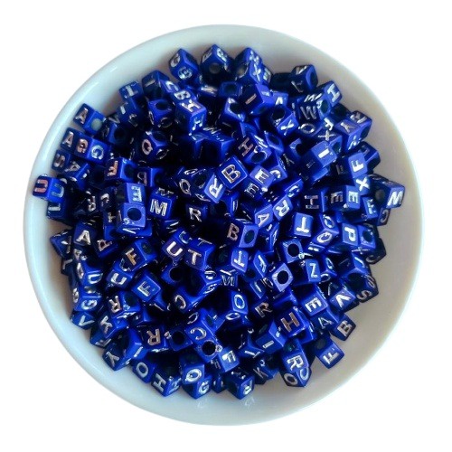 Miçanga Entremeio Letras Quadradas Alfabeto AZUL BIC Sortidas 100 ...