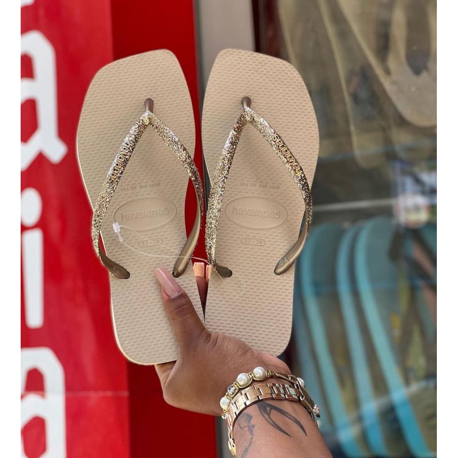Chinelo Havaianas Slim Square Glitter II- Areia | Shopee Brasil