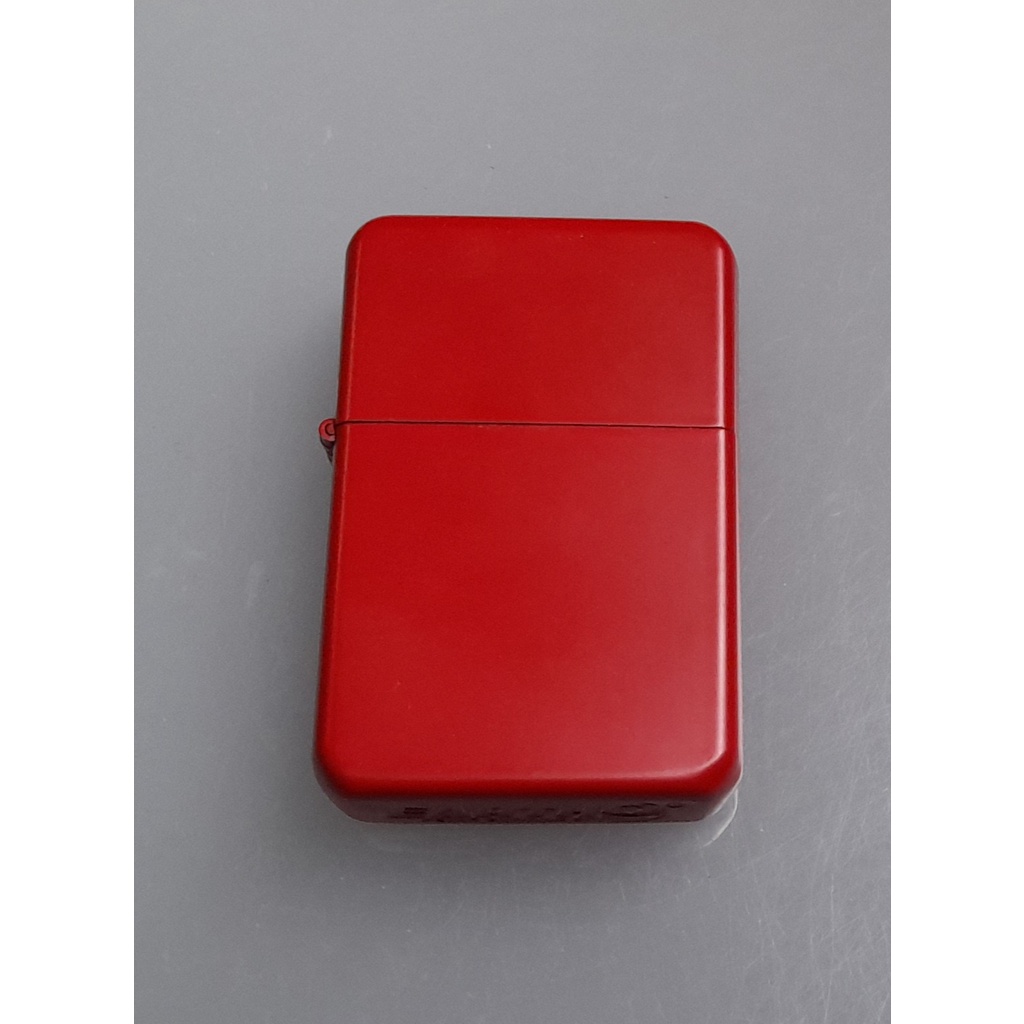 Isqueiro acendedor Clássico Tipo Zippo Cor Vermelho | Shopee Brasil