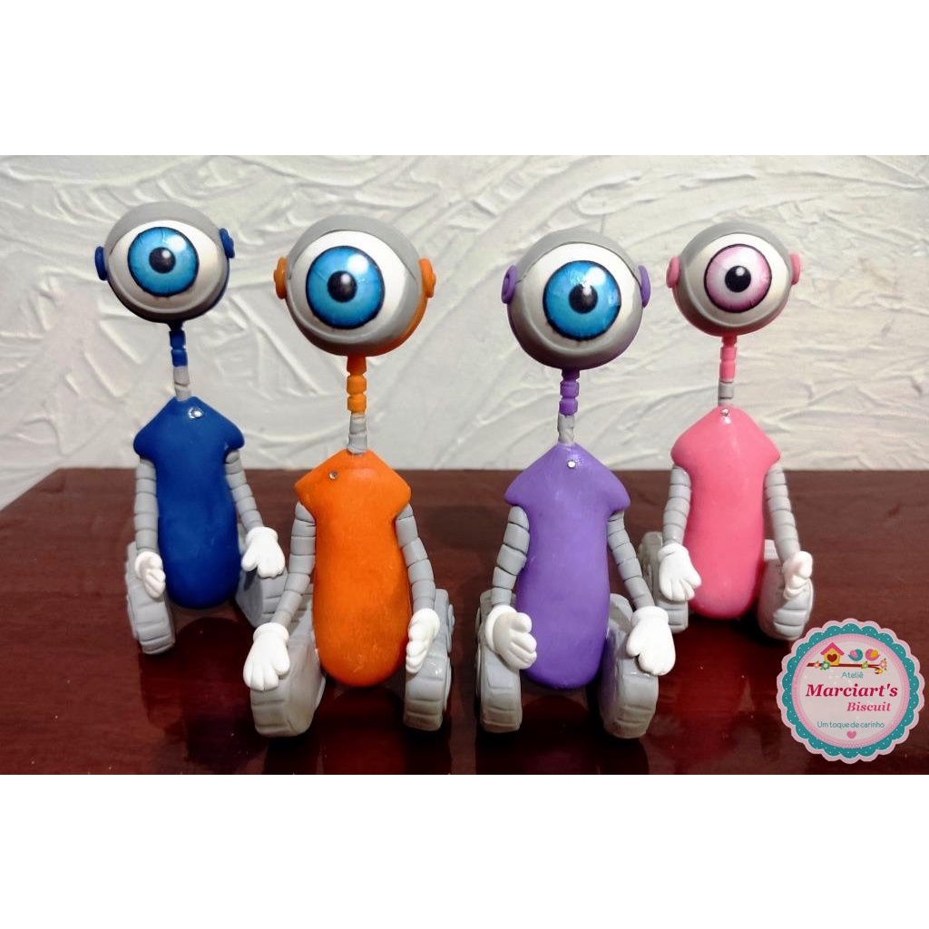 Robozinho Big B - feitos artesanalmente em biscuit - robô -bbb | Shopee ...