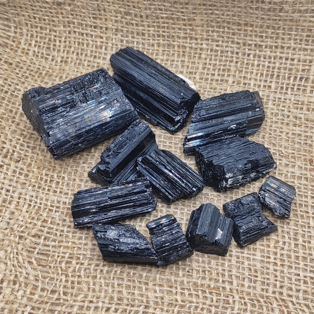 Turmalina Pedra Cristal Natural Turmalina Negra Pedra Avulsa Vários ...