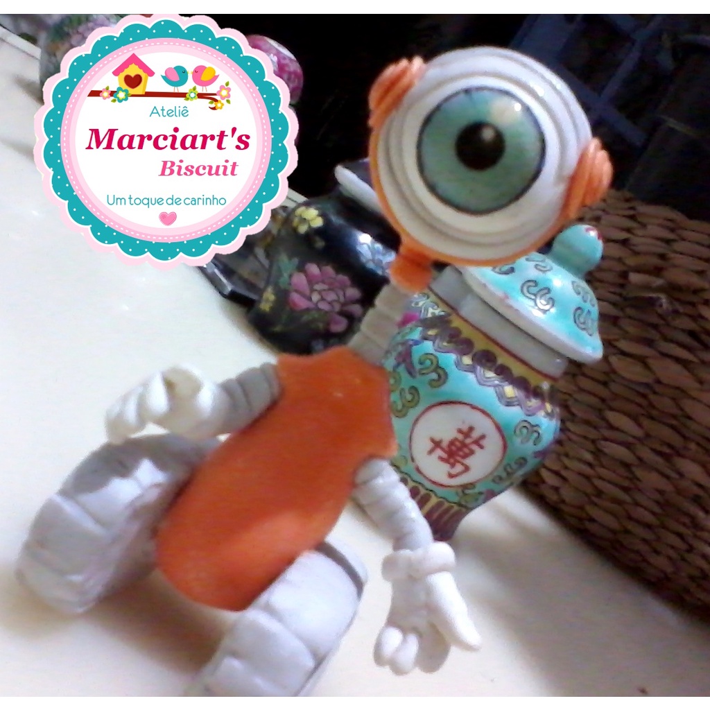 Robozinho Big B - feitos artesanalmente em biscuit - robô -bbb | Shopee ...