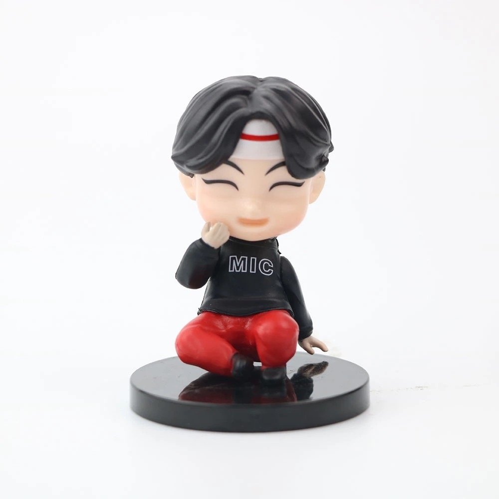 Jin - Modelo: Seated - Bonecos BTS - Miniaturas - Kpop - Action Figure ...