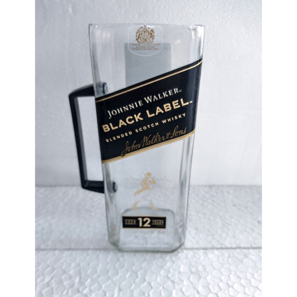 copos canecas black label feito de garrafa da propria bebida artesanato ...