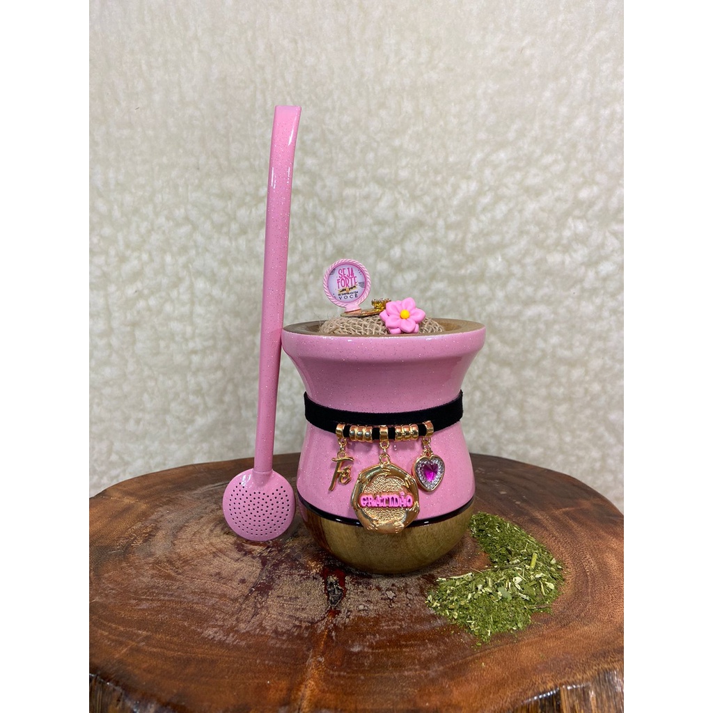 Cuia Chimarrão Madeira Decorada + Bomba e Enfeites | Shopee Brasil