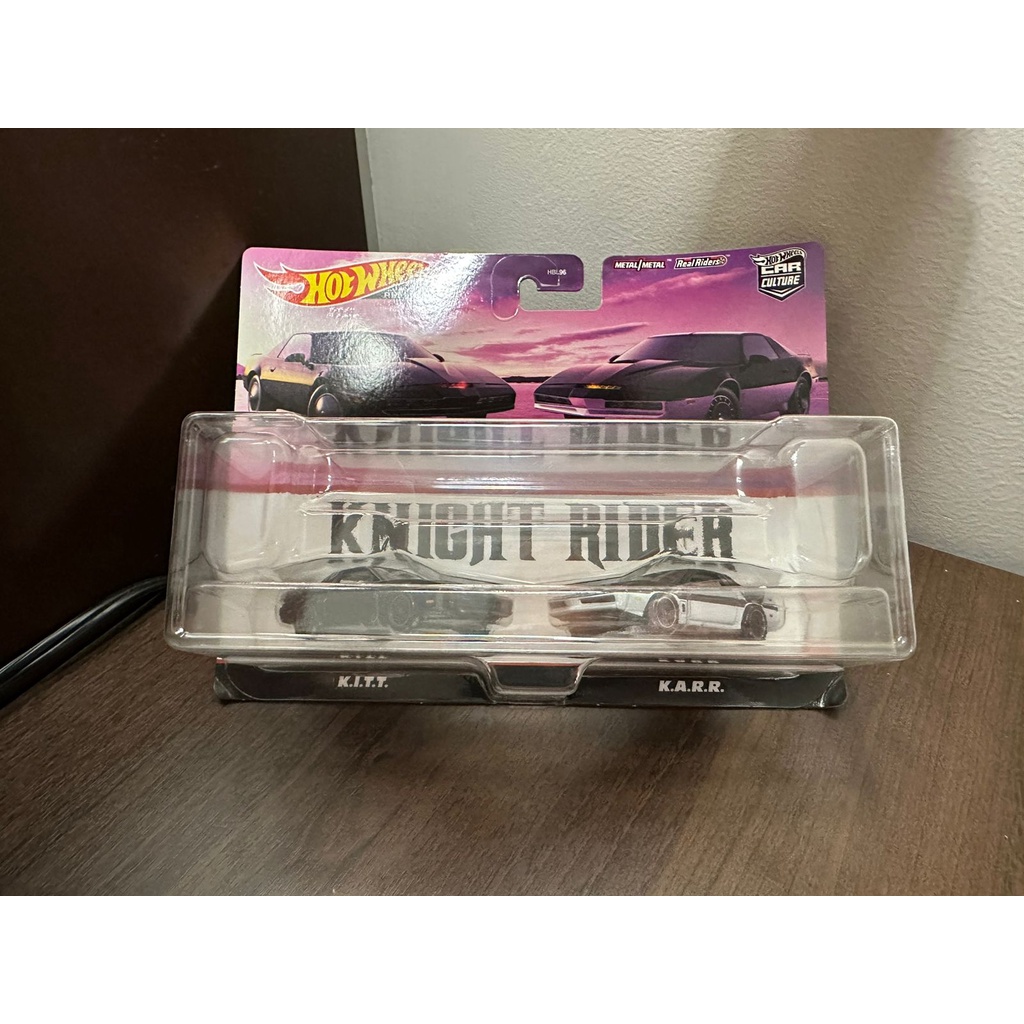Hot Wheels Premium 2 Pack Knight Rider KITT KARR | Shopee Brasil