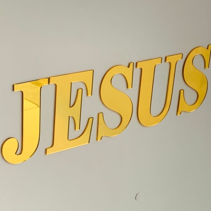 Palavra Decorativa Jesus em Acrílico Espelhado Prata ou Dourado OFERTA ...