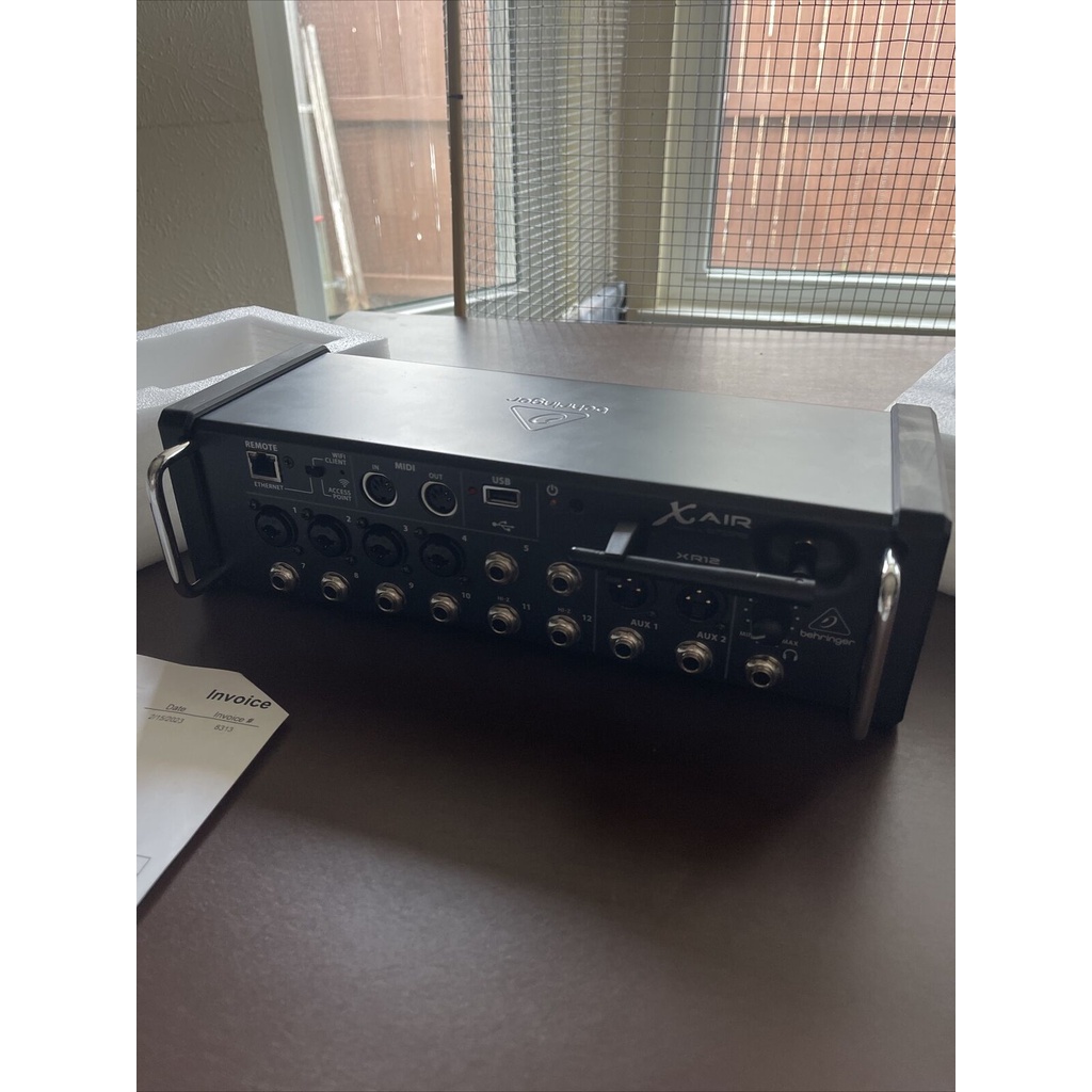Novo Behringer X AIR XR12 12-Channel Wi-Fi Digital Network PA/Band ...