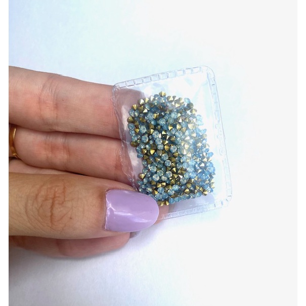 Kit Strass em Acrílico / Resina - Pequeno | Shopee Brasil