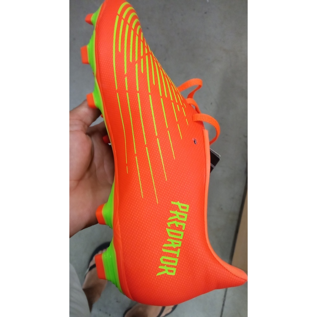 Chuteira Adidas original com 4 messes de garantia de produto | Shopee ...