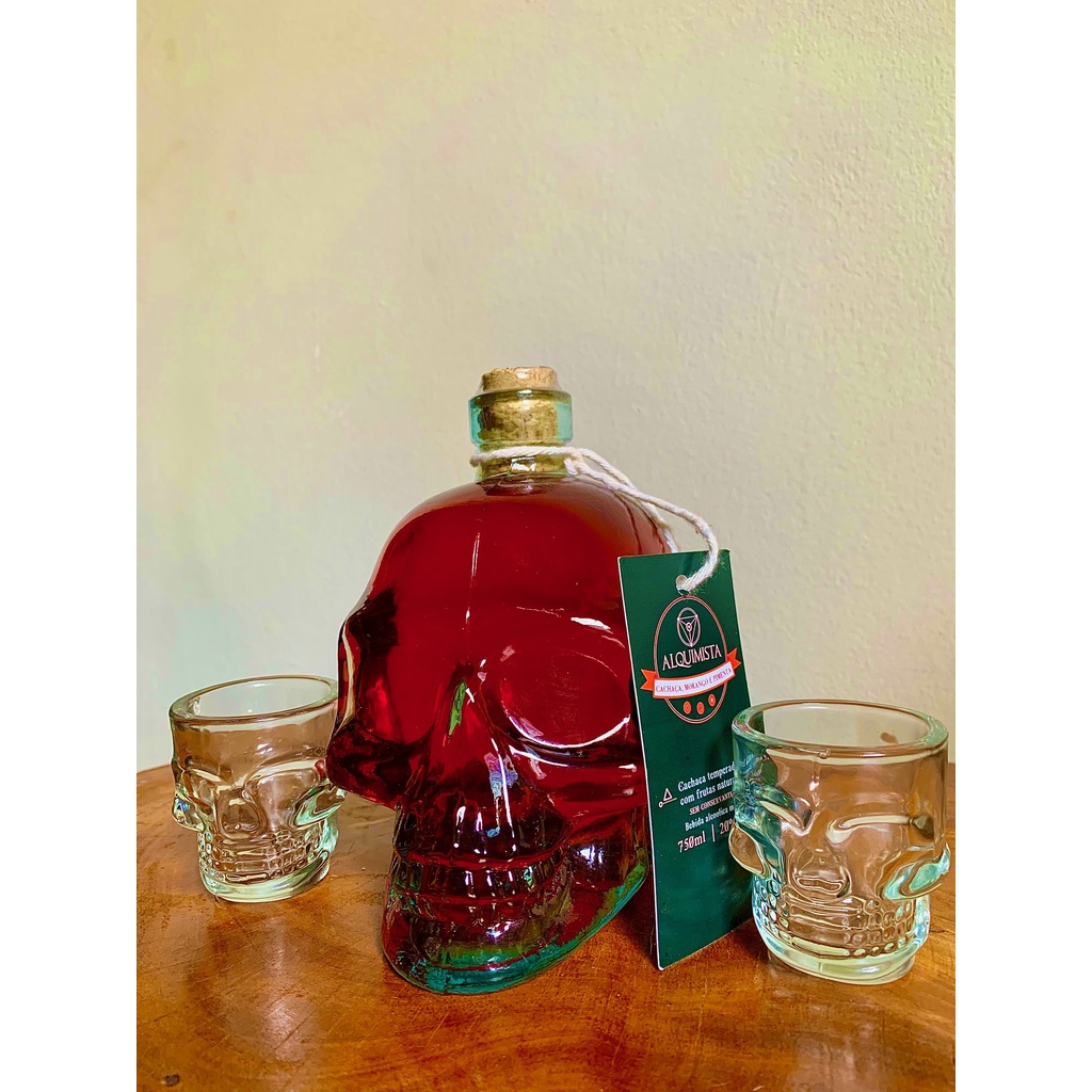 Kit Presente Caveira - 750ml Cachaça Alquimista + 2 Copos Caveira ...