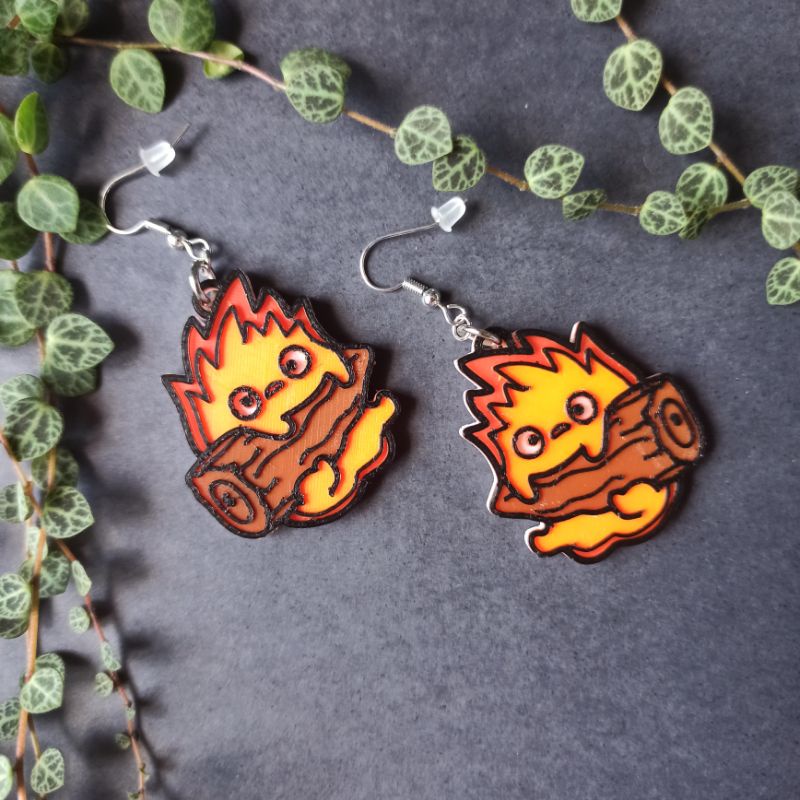 Par de Brinco Calcifer o Castelo Animado | Shopee Brasil