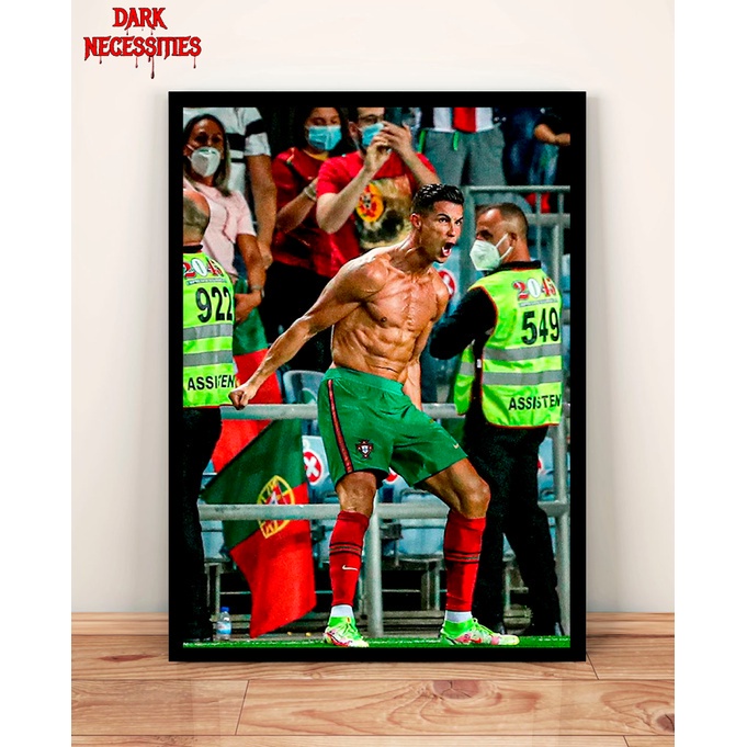 Quadro CR7 - Cristiano Ronaldo A3 - Modelo 04 | Shopee Brasil