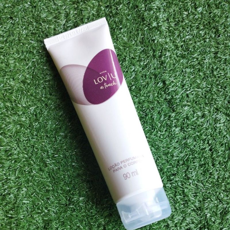 Avon Loção Perfumada Para o Corpo Lov/U a Touch 90ml | Shopee Brasil