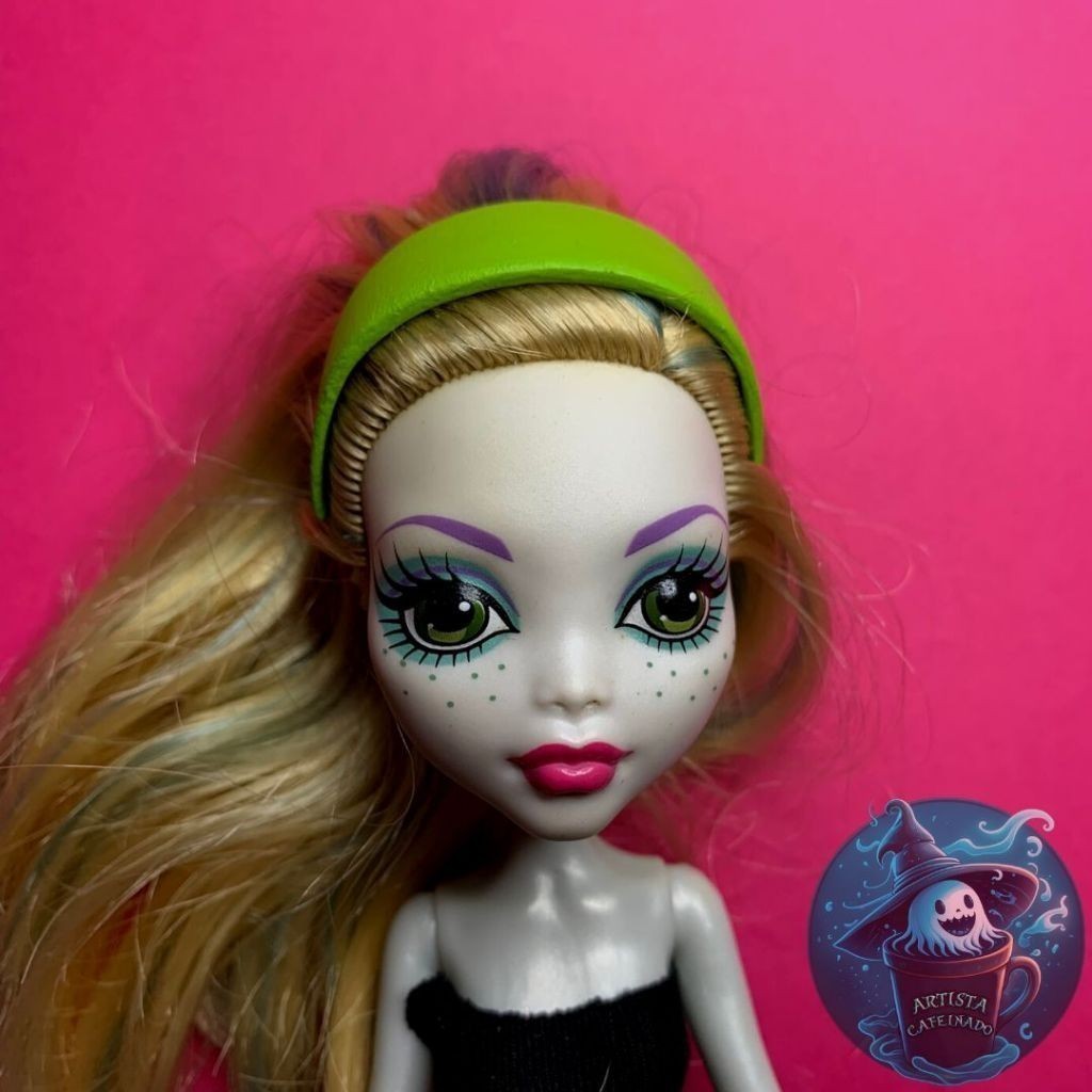 Monster High - Tiara Ghoulia Básica / Dead Fast Custom - Artersanal ...