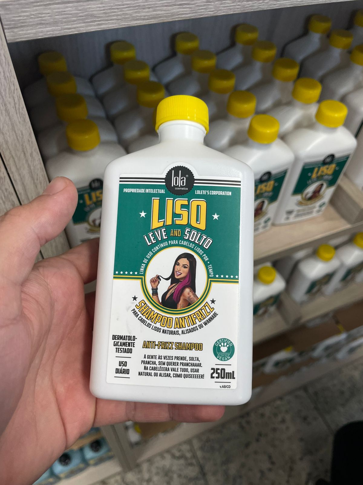 Lola antifrizz spray liso leve e solto lola liso leve e solto spray ...