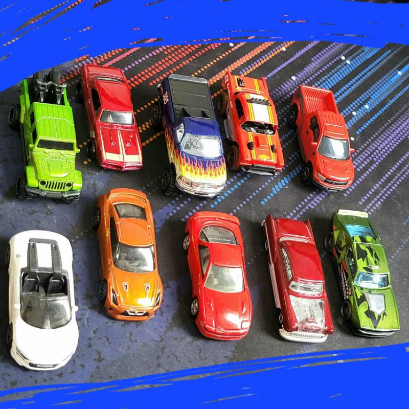 10 Miniaturas 1/64 de várias marcas | Shopee Brasil