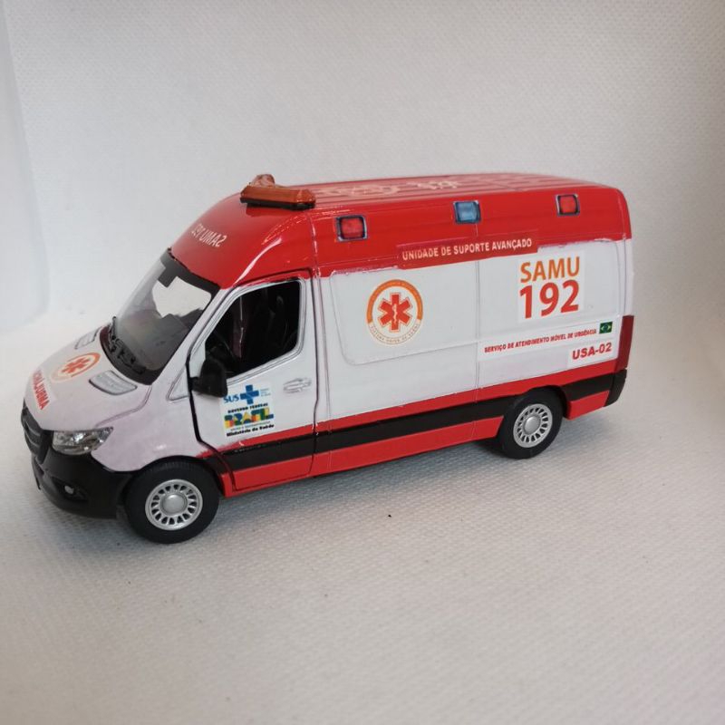 Miniatura de ambulância do Samu | Shopee Brasil