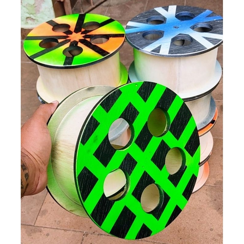 Carretilha de madeira para Pipa 9 polegadas 22 centímetros. | Shopee Brasil