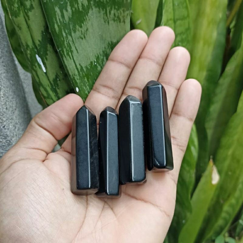 Ponta de Cristal Obelisco Obsidiana Pedra Natural - Contra Energias Negativas | Shopee Brasil