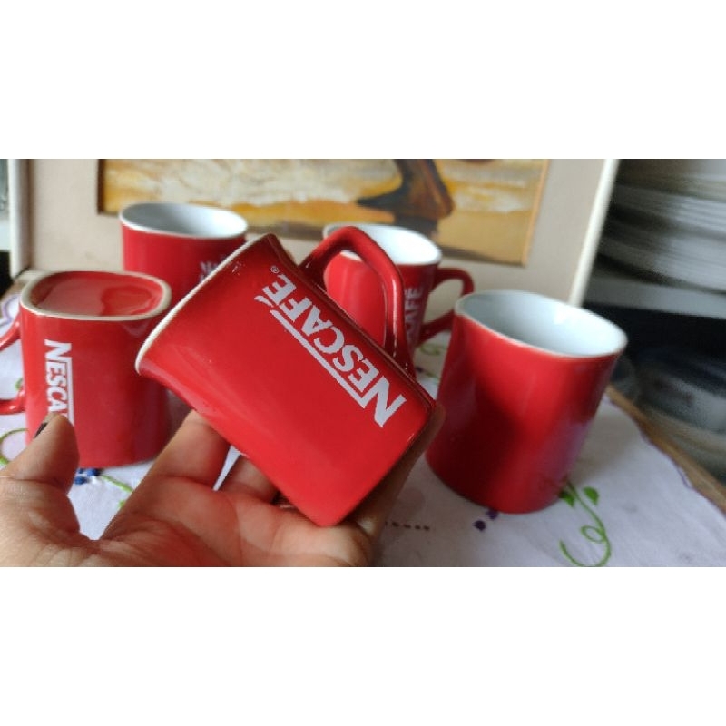 Caneca Nescafé antiga CADA ️💋 - Melhora o Preço