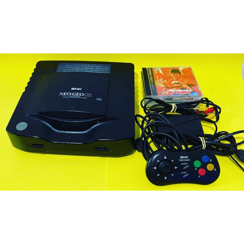 Neo geo CD com 5 jogos - Escorrega o Preço