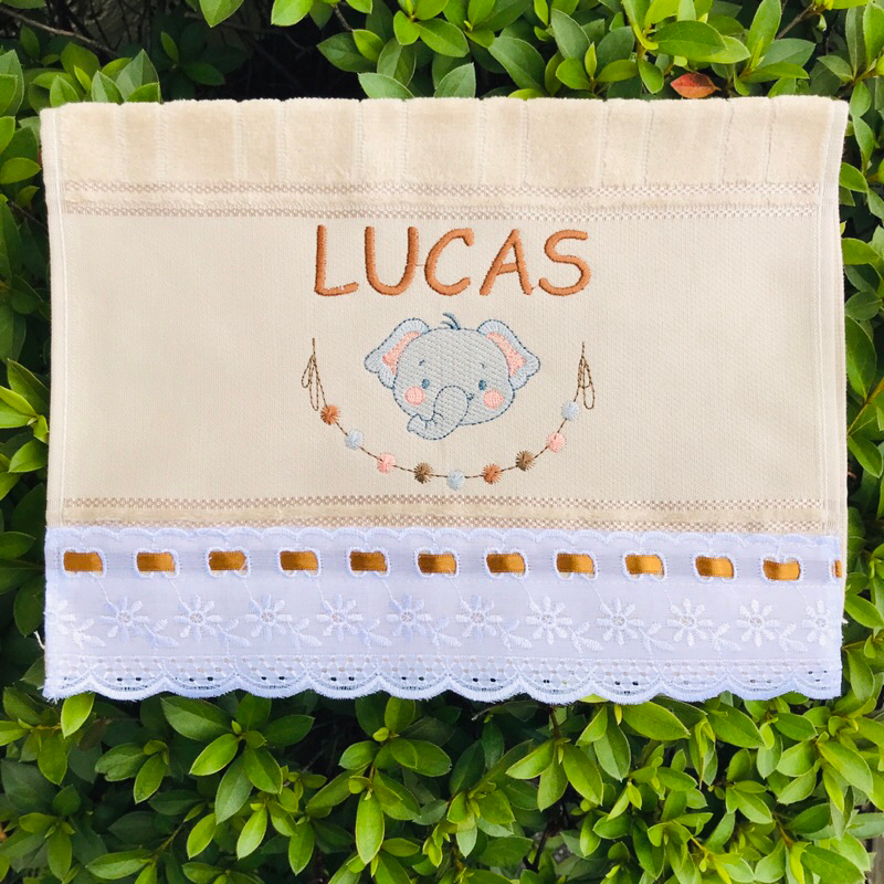 Toalha De Boca Safari Boho Elefante Bordada Com Nome Dohler Premium ...