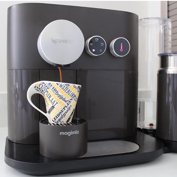 LANÇAMENTO Cafeteira Nespresso Expert C80 Automática Preta Cápsulas ...