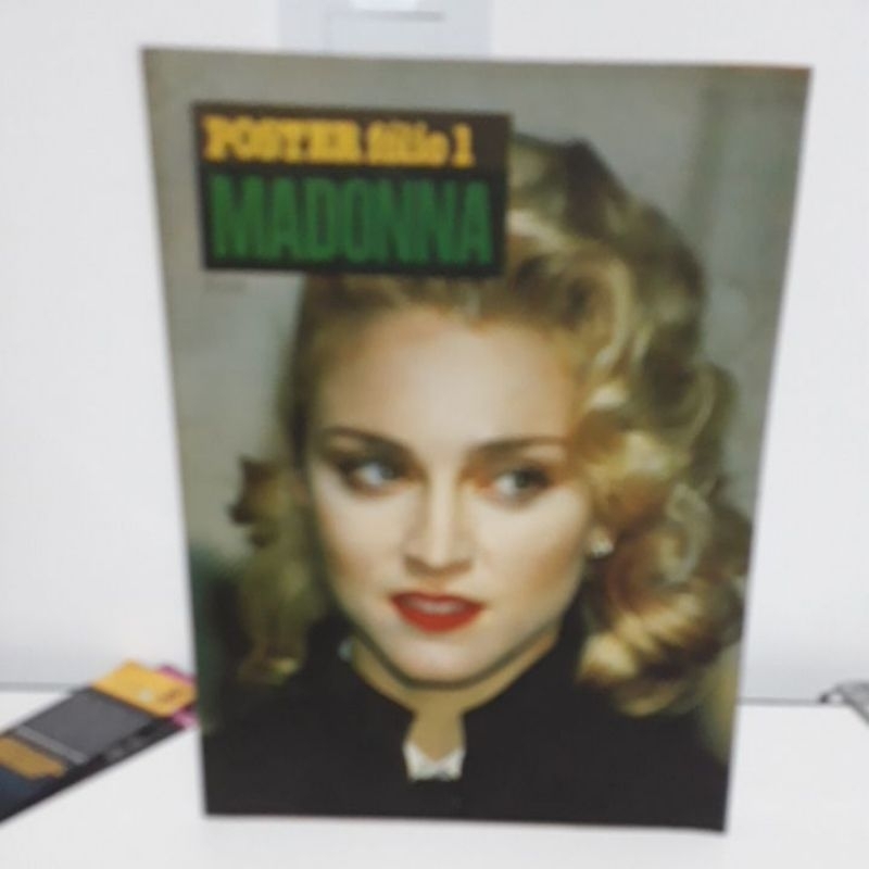 Revista Poster Madonna | Shopee Brasil
