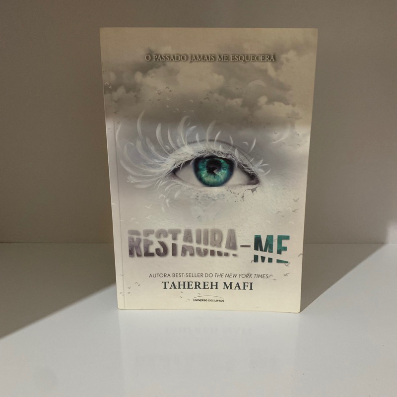 Livro Restaura-me de Tahereh Mafi | Shopee Brasil