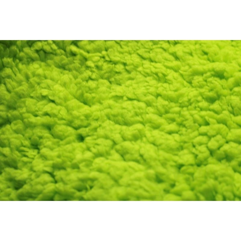 Tecido. Pele de Carneiro, sherpa ou carapinha (1m X 1.50m) | Shopee Brasil