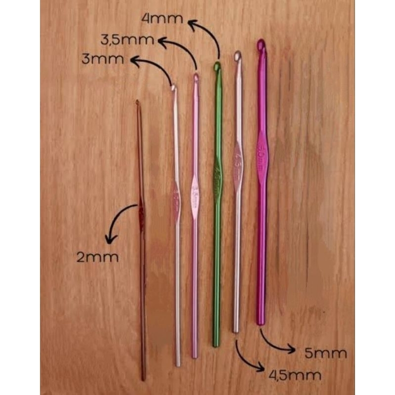 Kit com 6 Agulhas de crochê -> Tamanhos: 2.0mm, 3.0mm, 3.5mm, 4.0mm, 4.5mm e 5.0mm | Shopee Brasil