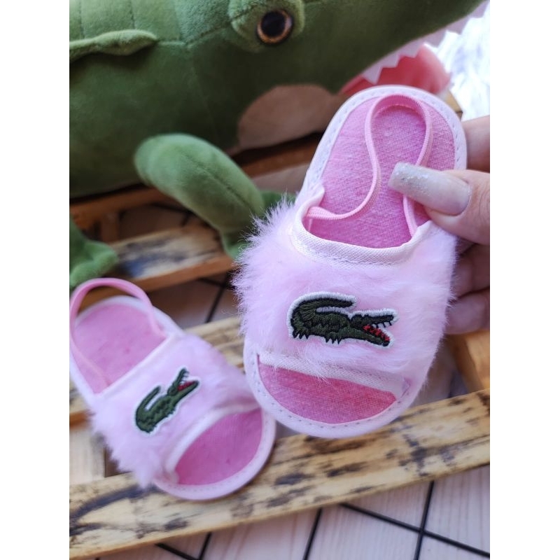 Slide Sandalia de pelinho Lacoste Infantil baby menina | Shopee Brasil