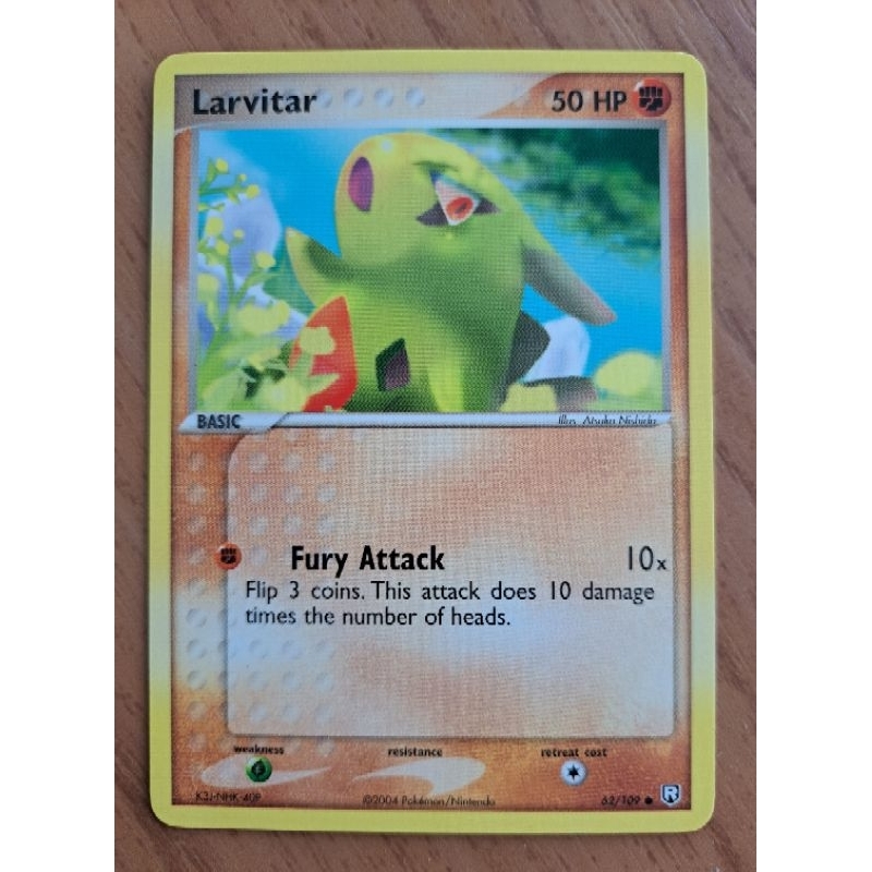 Card Pokémon Larvitar original e nova | Shopee Brasil