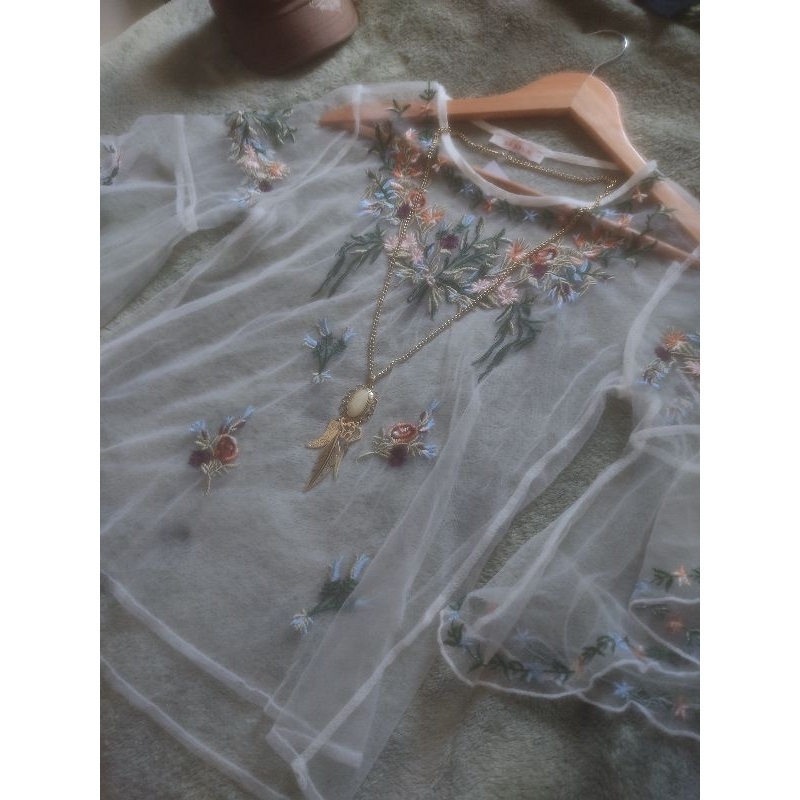 Bata Manga Longa Transparente Com Detalhes Bordados | Shopee Brasil