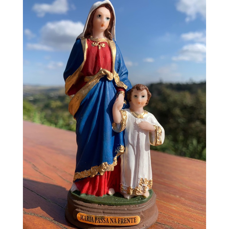 Imagem Maria Passa na frente de 15 cm em resina | Shopee Brasil